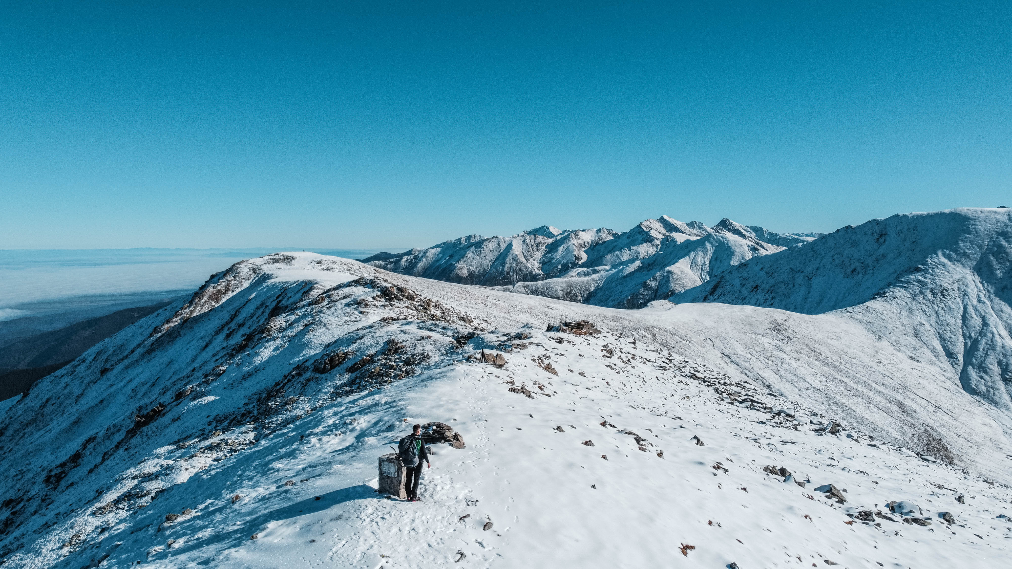 Muntii Fagaras | Vf.Suru, Cabana Suru,Vf. Moasa | Muntii Nostri