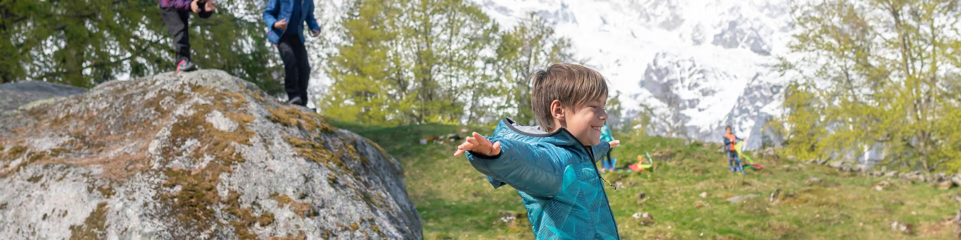 Cum motivăm copiii să meargă în drumeție | Muntii Nostri