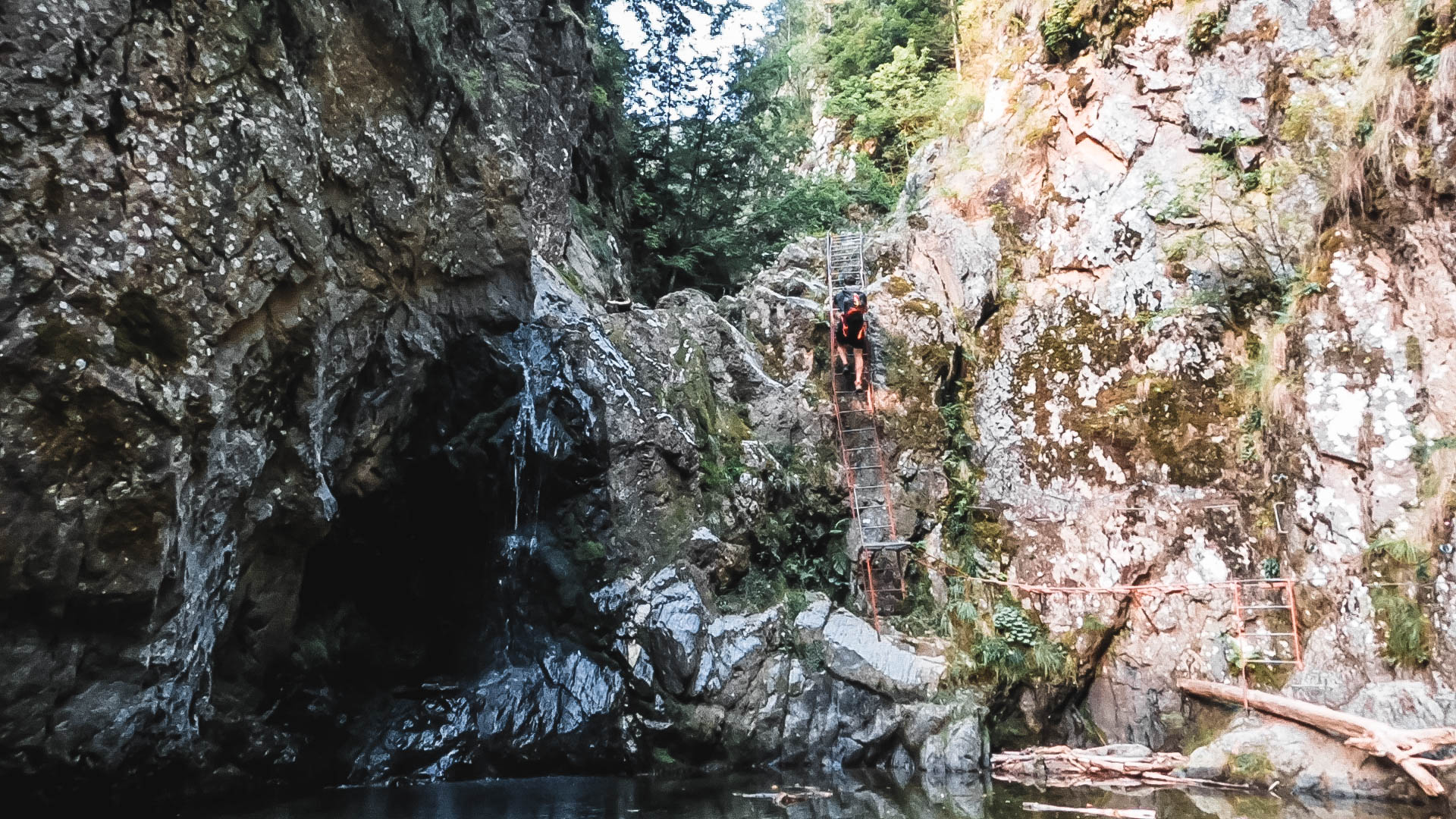 Canionul Valea lui Stan | Muntii Fagaras | Muntii Nostri