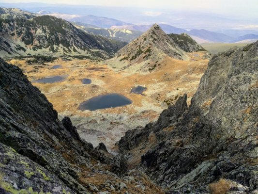 Circuit Retezat Mountains - lacuri glaciare, morene și cele mai înalte ...